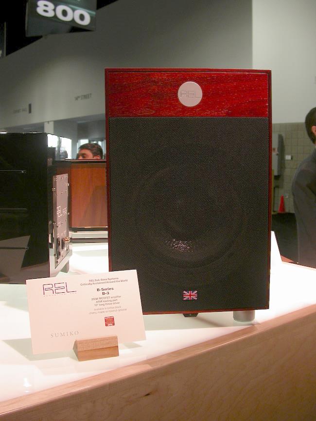 REL BRITANNIA B3 - Subwoofer בהזדמנות!! • HiFiMusic